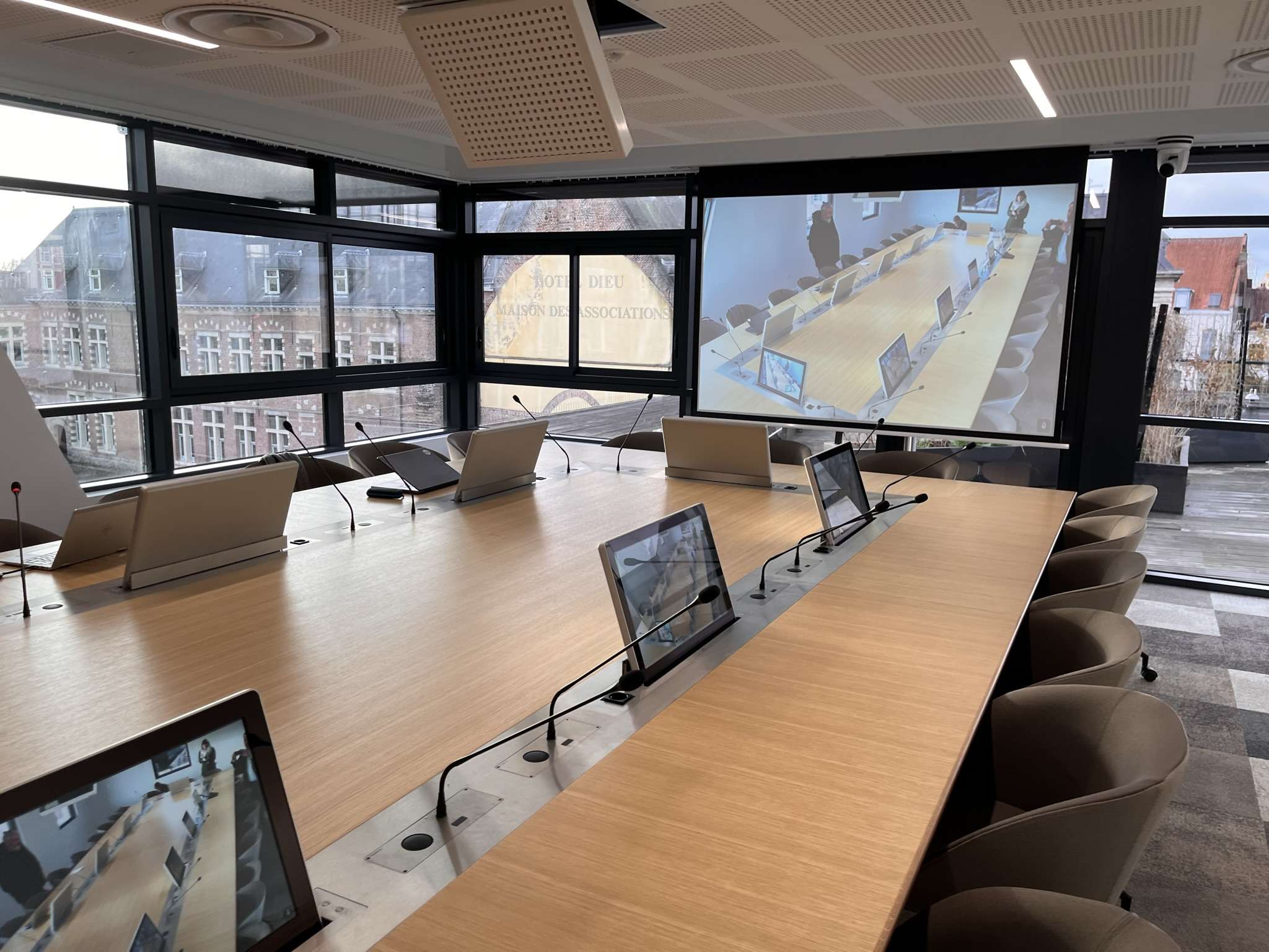 Alive Technology - Concepteur et intégrateur de solutions audiovisuelles